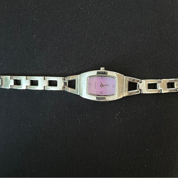 Fossil | Accessories | Ladies Fossil Watch Silver With Purple Face ...